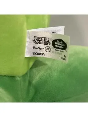 Tomy | Toys | Tomy Plants Vs Zombies Club Mocchi Mocchi Peashooter Mega ...